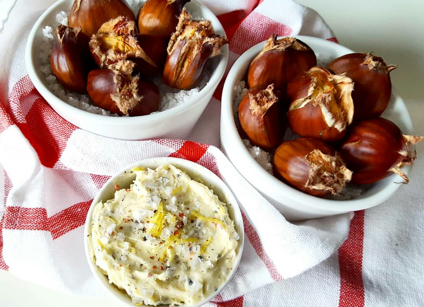 Saltbakte kastanjer med blåskimmelsmør – Snikgjest Lokalmat